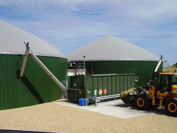 Tank covers - now a necessary addition to a slurry tank